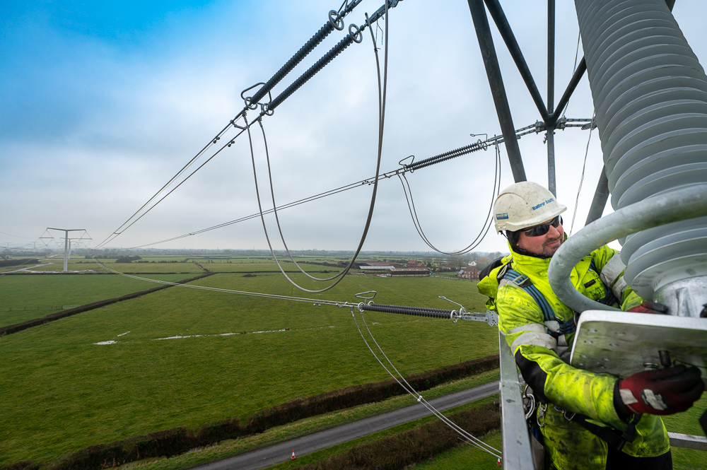 National Grid ‘strings’ wires onto world first pylons - Utility Week